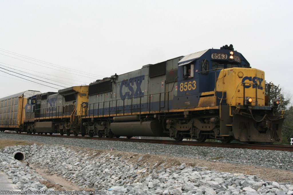 CSX 8563